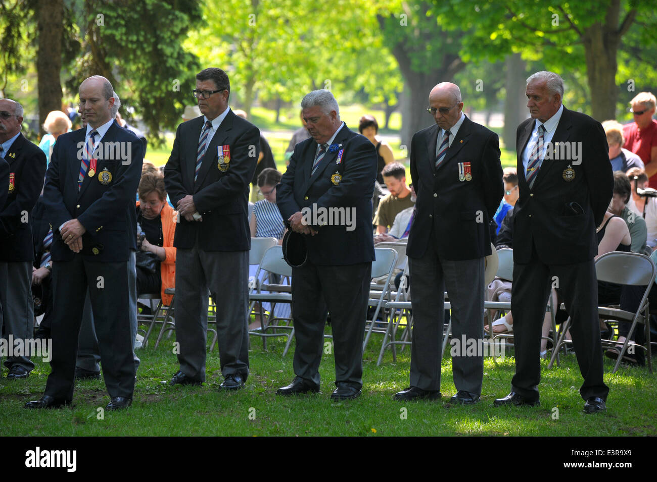 Politicians, members of the public, veterans and serving military ...