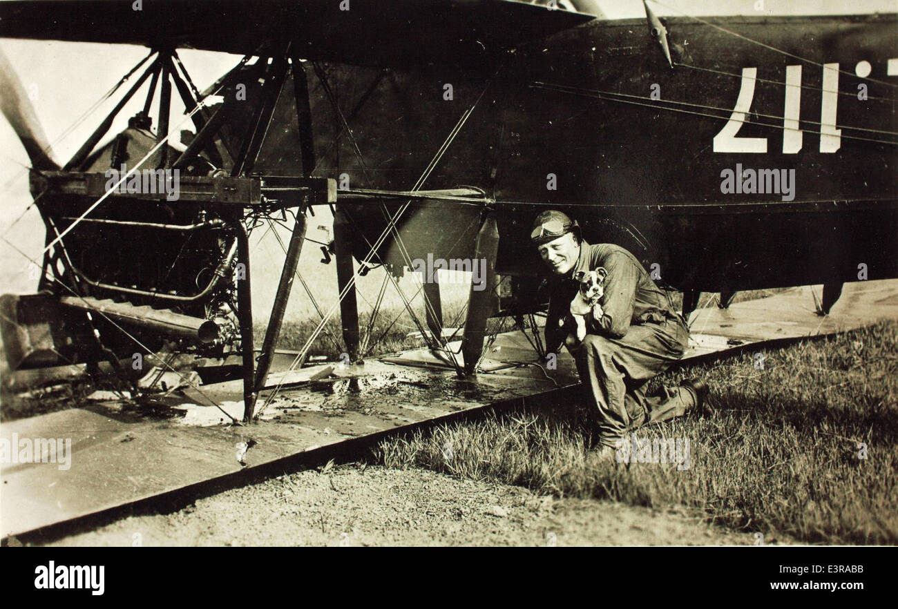 This image depicts an airmail crash, a critical incident involving ...