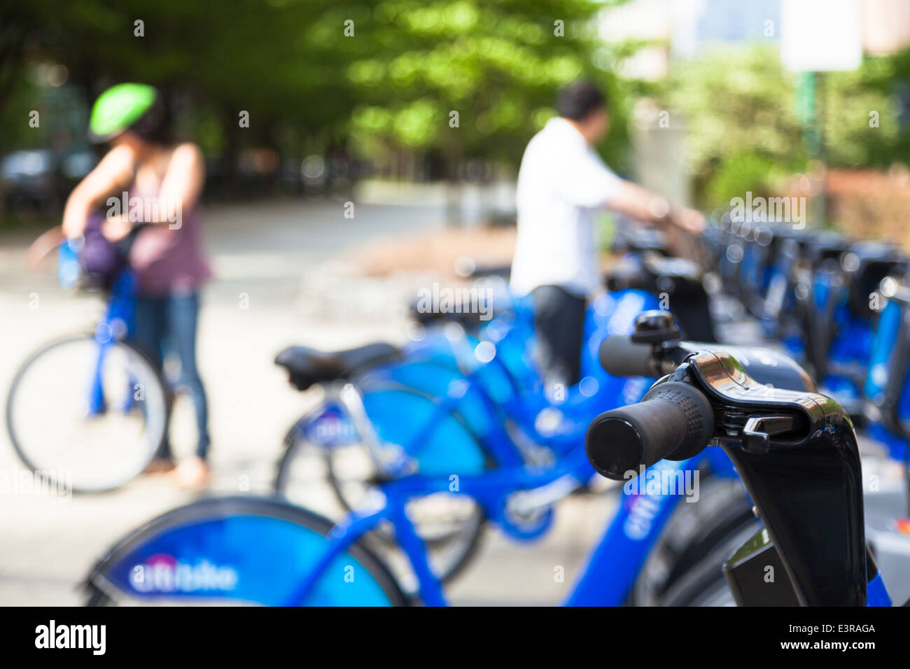 City bike rental station hi-res stock photography and images - Alamy