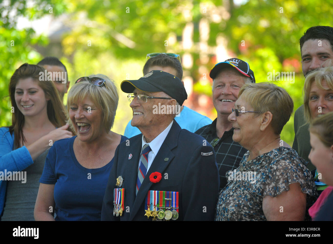 Family members of veterans hi-res stock photography and images - Alamy