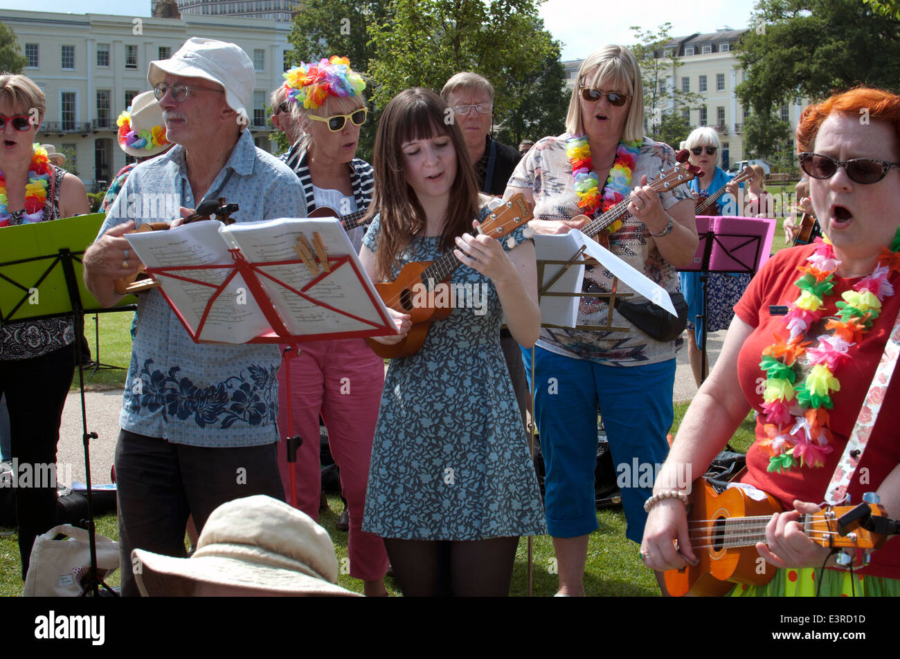 Ukulele festival people hi-res stock photography and images - Alamy