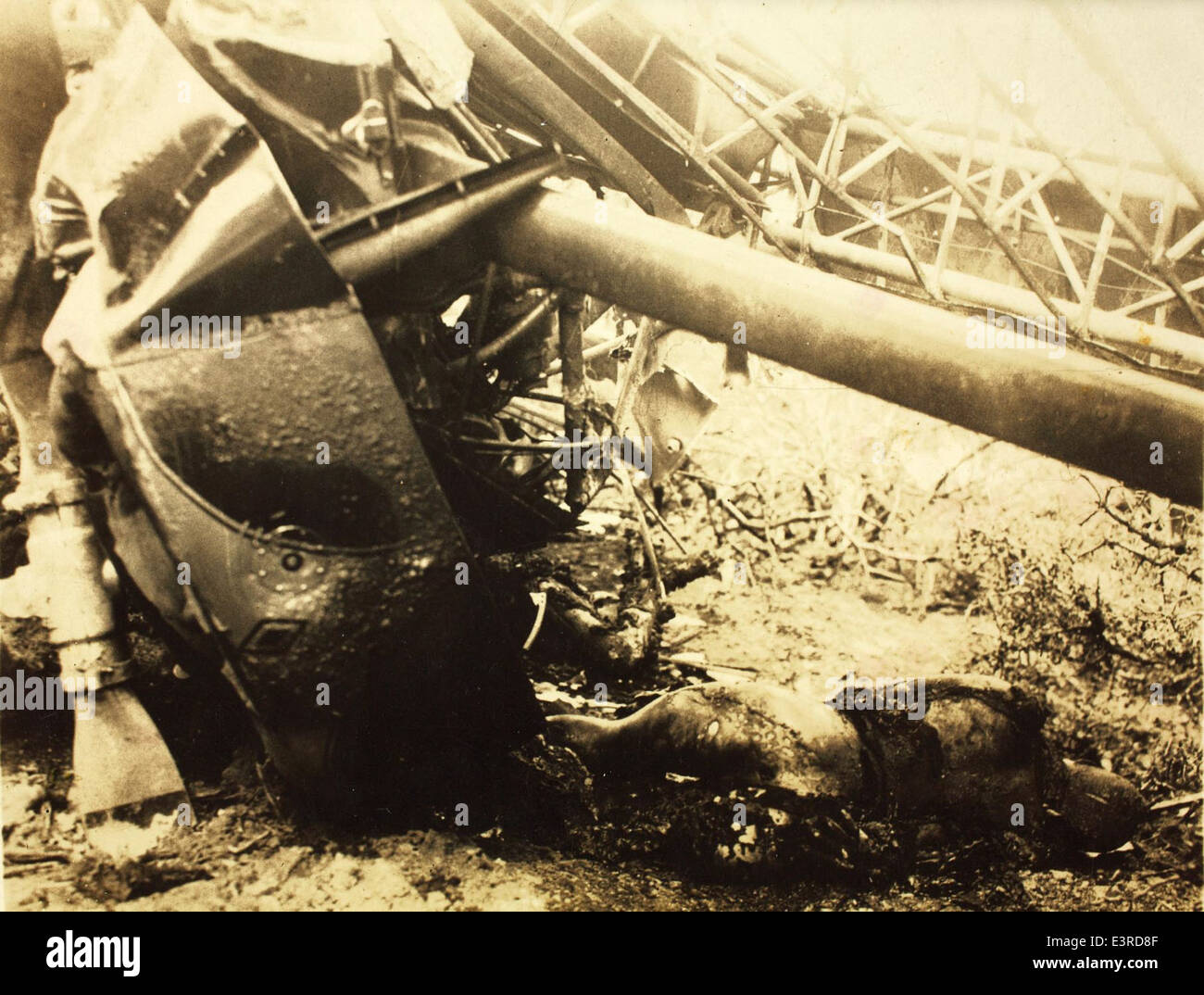 This photograph captures a tragic airmail crash, documenting the ...