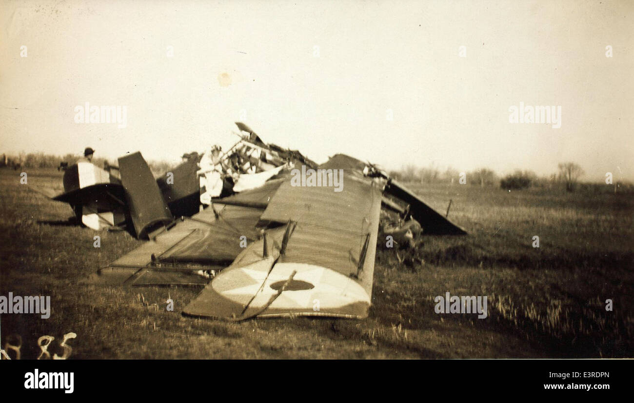 This image documents an aircraft accident that occurred between 1917 ...
