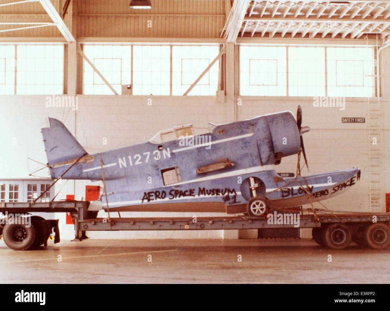 Grumman j2f duck hi-res stock photography and images - Alamy