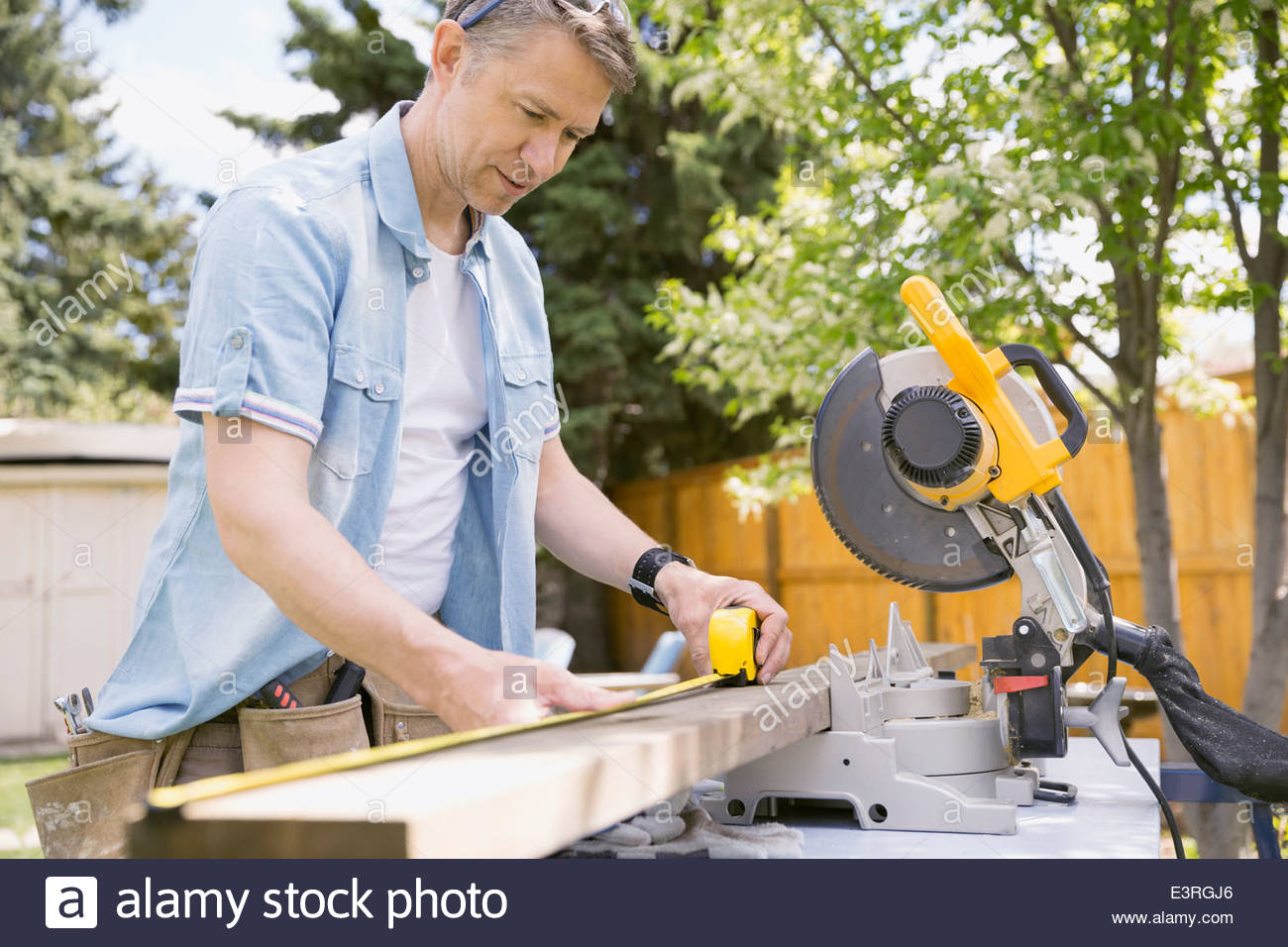 Man home plank hi-res stock photography and images - Alamy