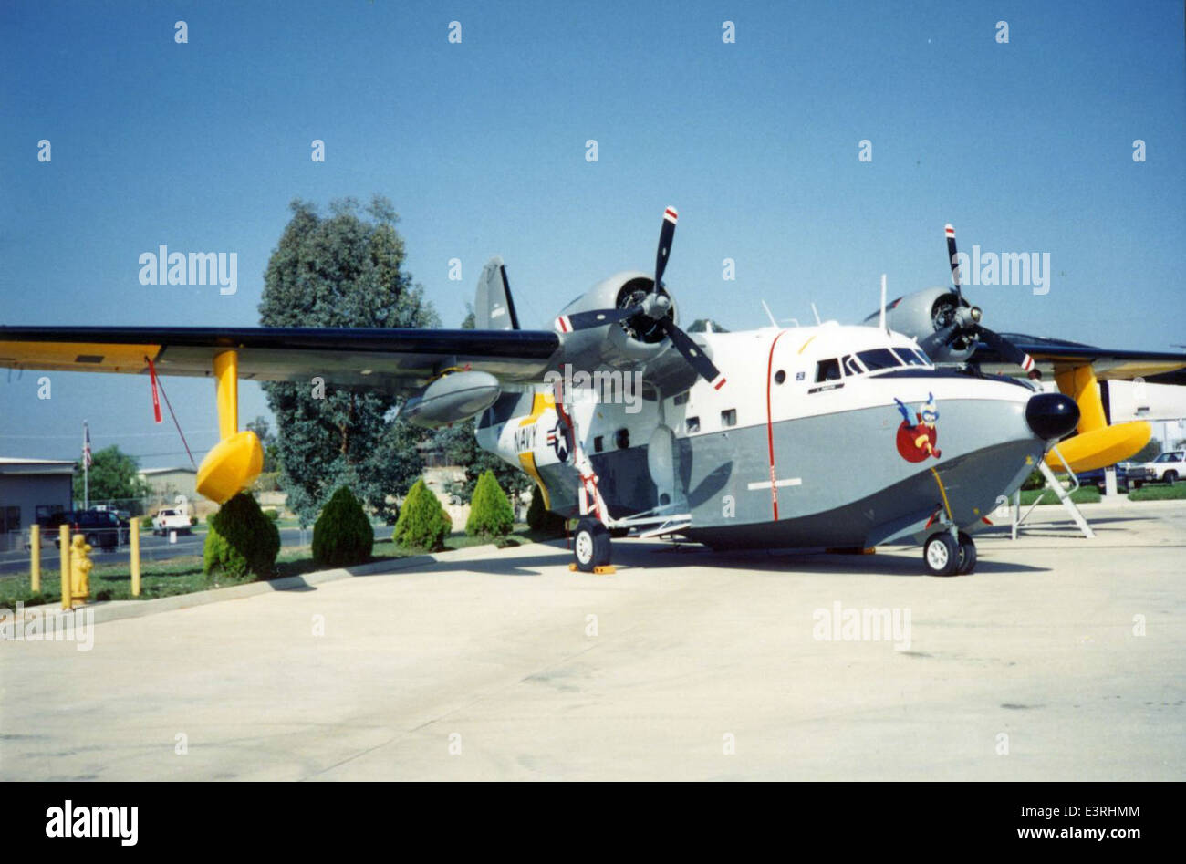The Grumman HU-16C Albatross was a versatile amphibious aircraft used ...