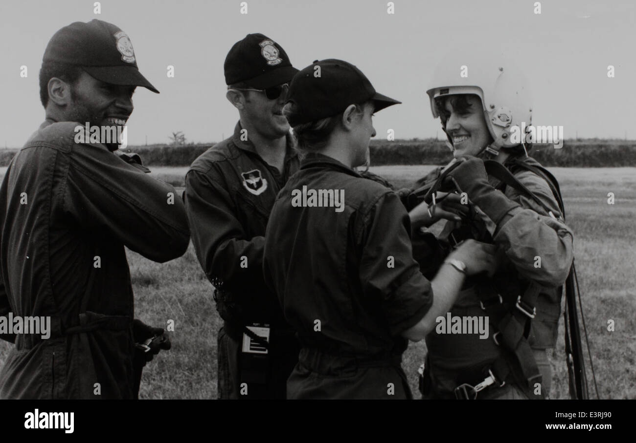 This photo highlights the early women in aviation, celebrating their ...