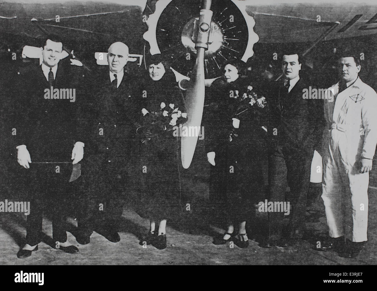 1970s female pilots hi-res stock photography and images - Alamy