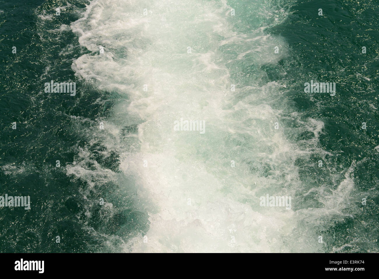 Water trail of cruise ship hi-res stock photography and images - Alamy