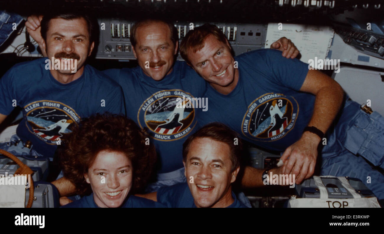 The 'Women of Flight' photo collection celebrates the contributions of ...