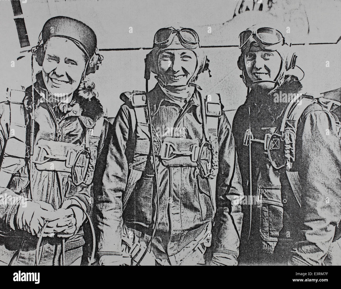 This photo captures members of the Women Airforce Service Pilots (WASP ...