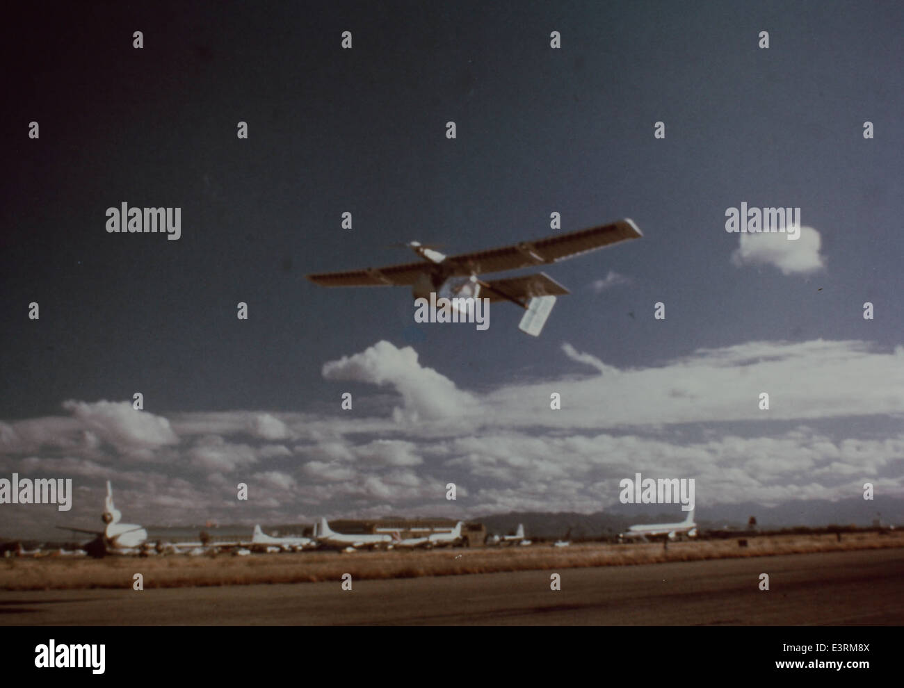 Solar challenger aircraft hi-res stock photography and images - Alamy