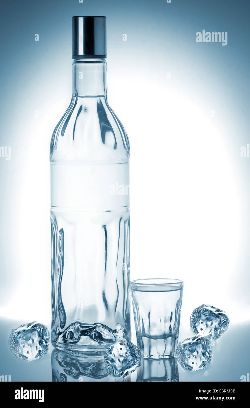 Bottle of vodka and ice cubes Stock Photo - Alamy