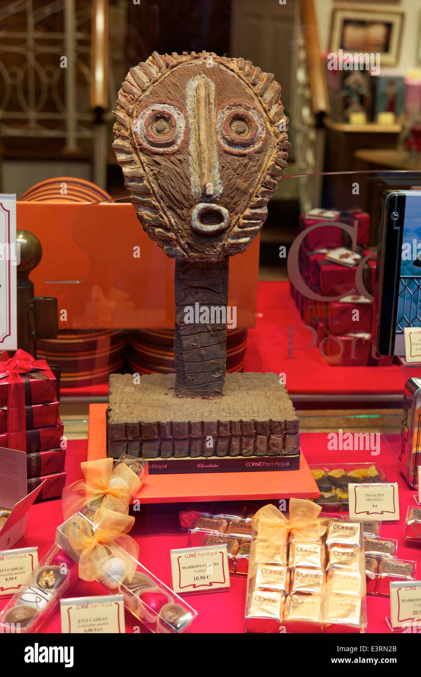 Shop window of Corne chocolates, Brussels, Belgium Stock Photo - Alamy