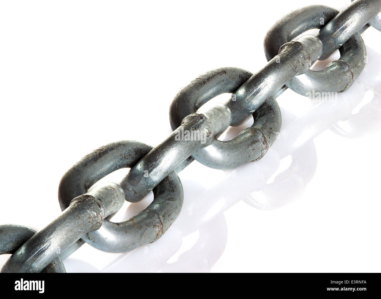 Black metal chain hi-res stock photography and images - Alamy