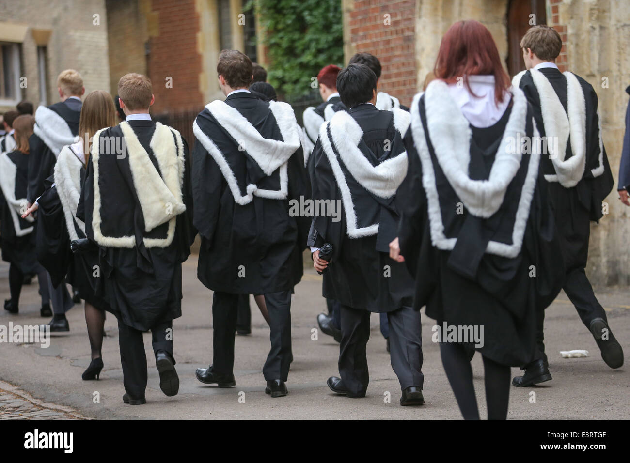 On graduation day cambridge hi-res stock photography and images - Alamy