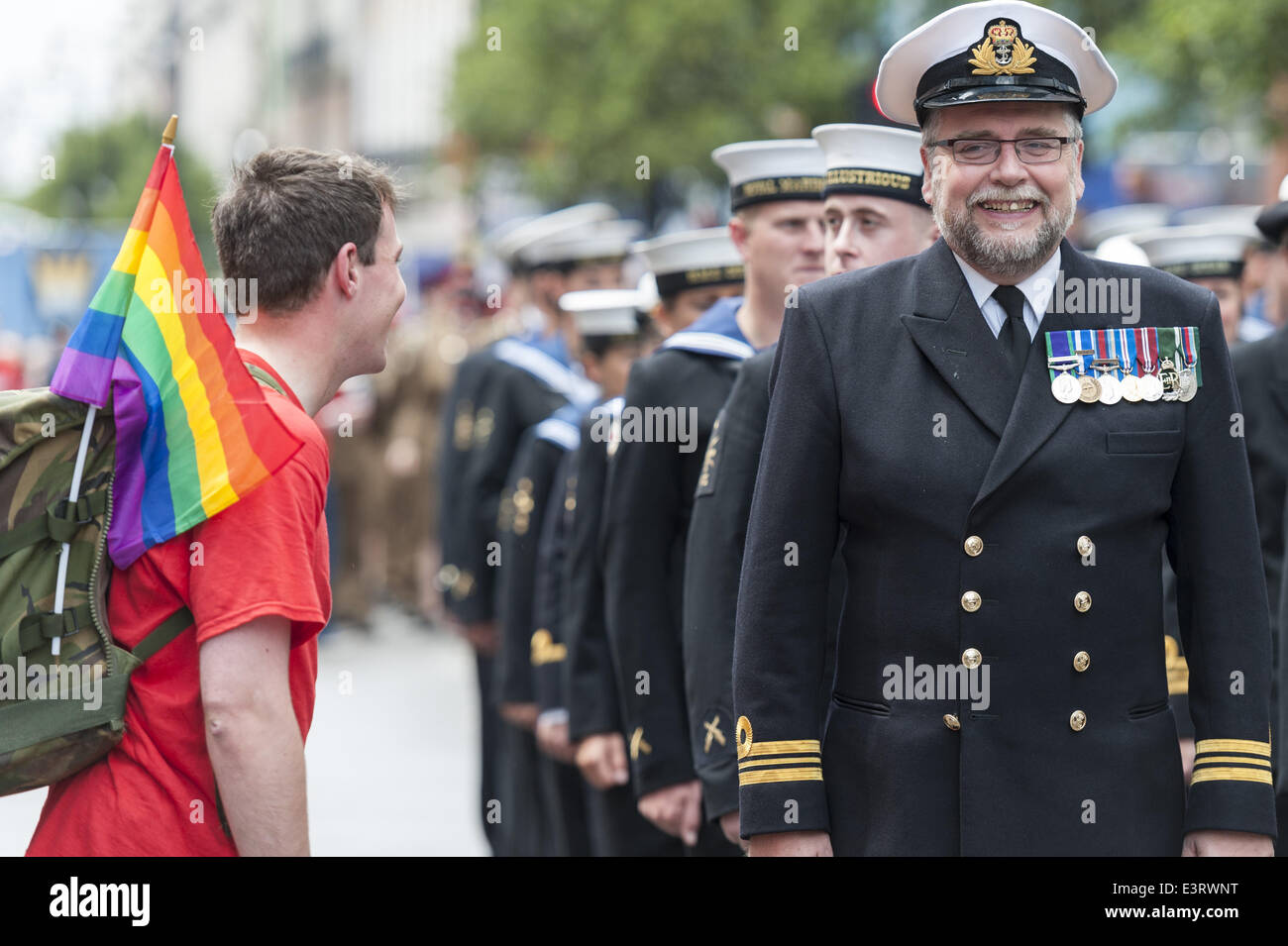 Gay armed forces hi-res stock photography and images - Alamy