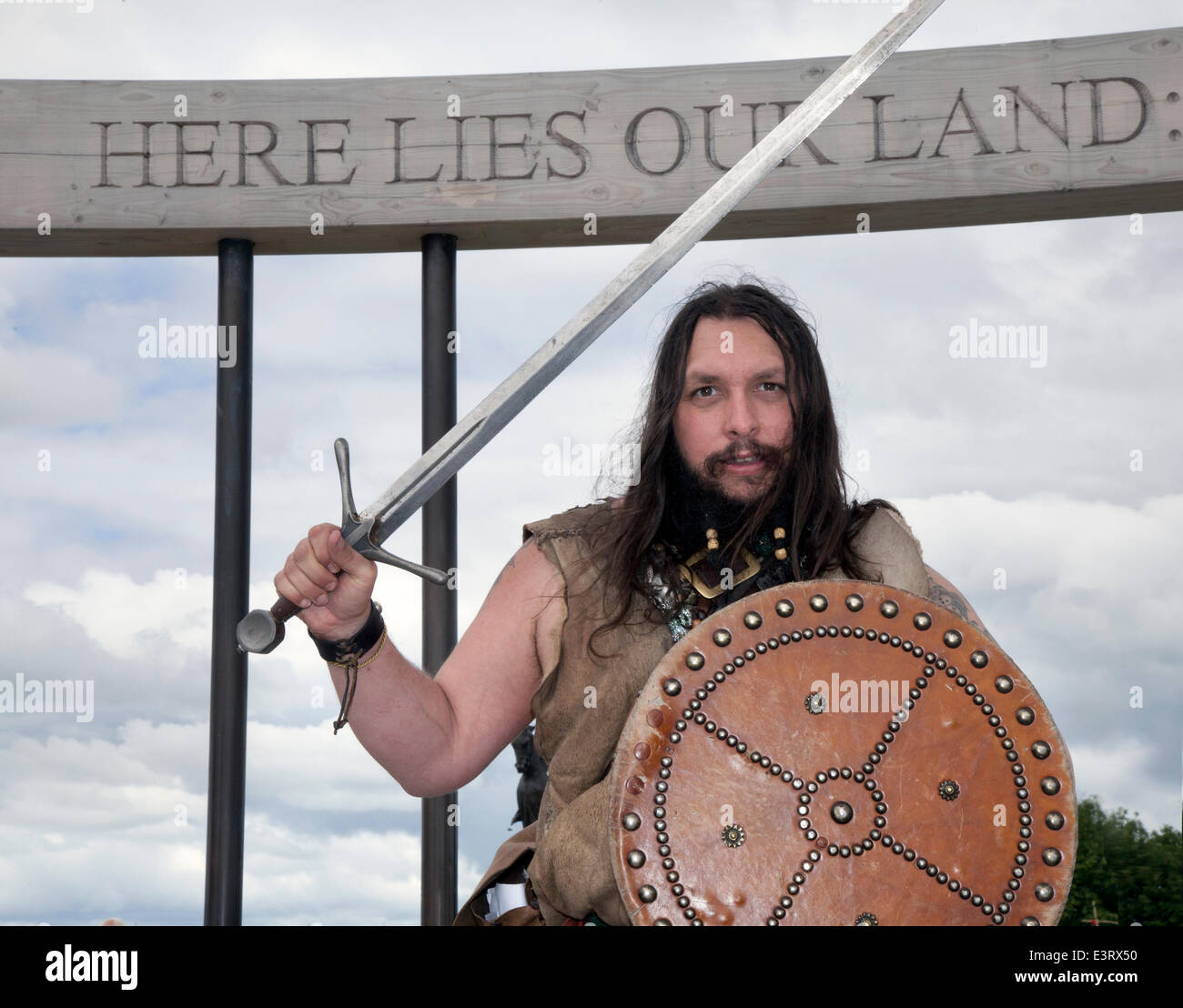 Kilted man hi-res stock photography and images - Alamy