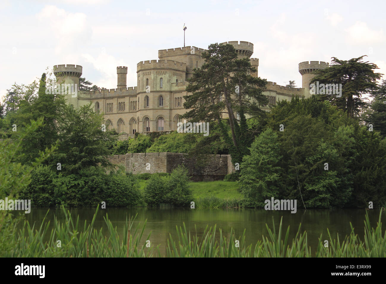 Eastnor castle hi-res stock photography and images - Alamy