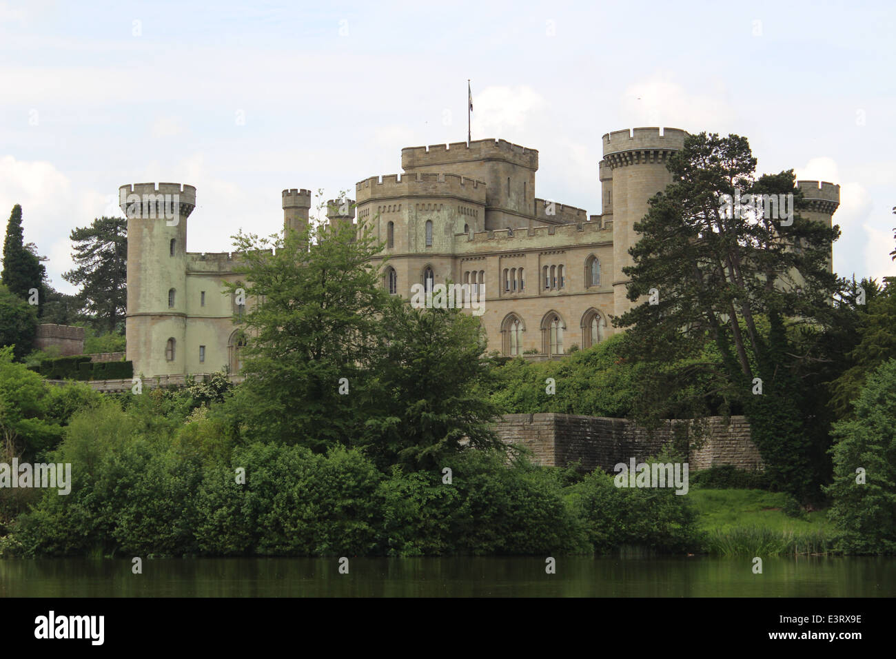 Eastnor castle hi-res stock photography and images - Alamy