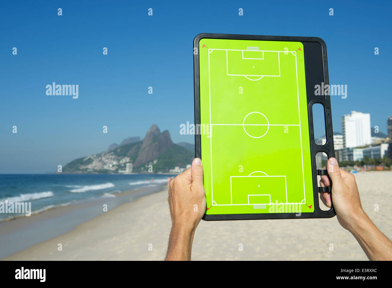Football tactics board hi-res stock photography and images - Alamy