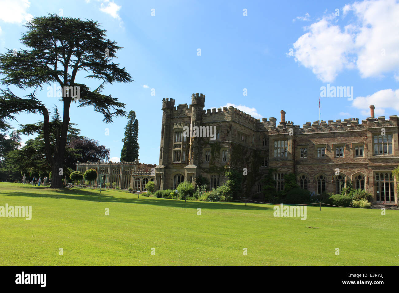 Court castle hi-res stock photography and images - Alamy