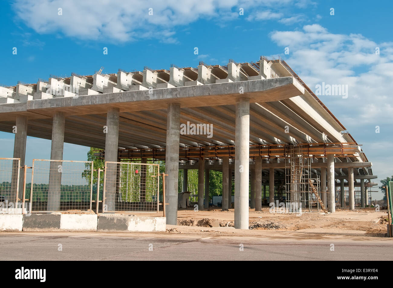 Overpass construction hi-res stock photography and images - Alamy