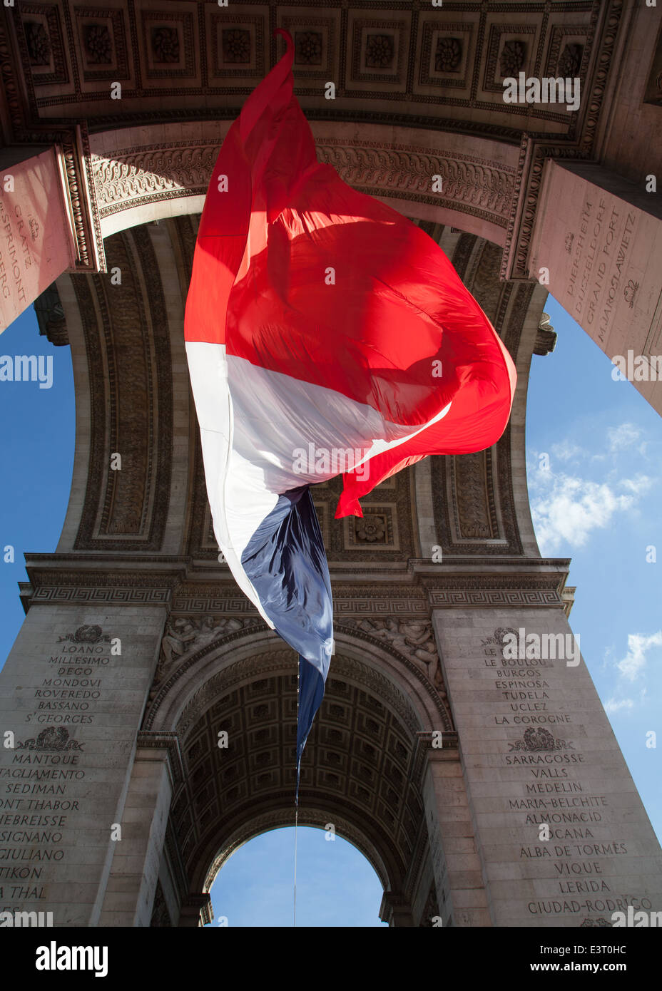 Charles de gaulle france flag hi-res stock photography and images - Alamy