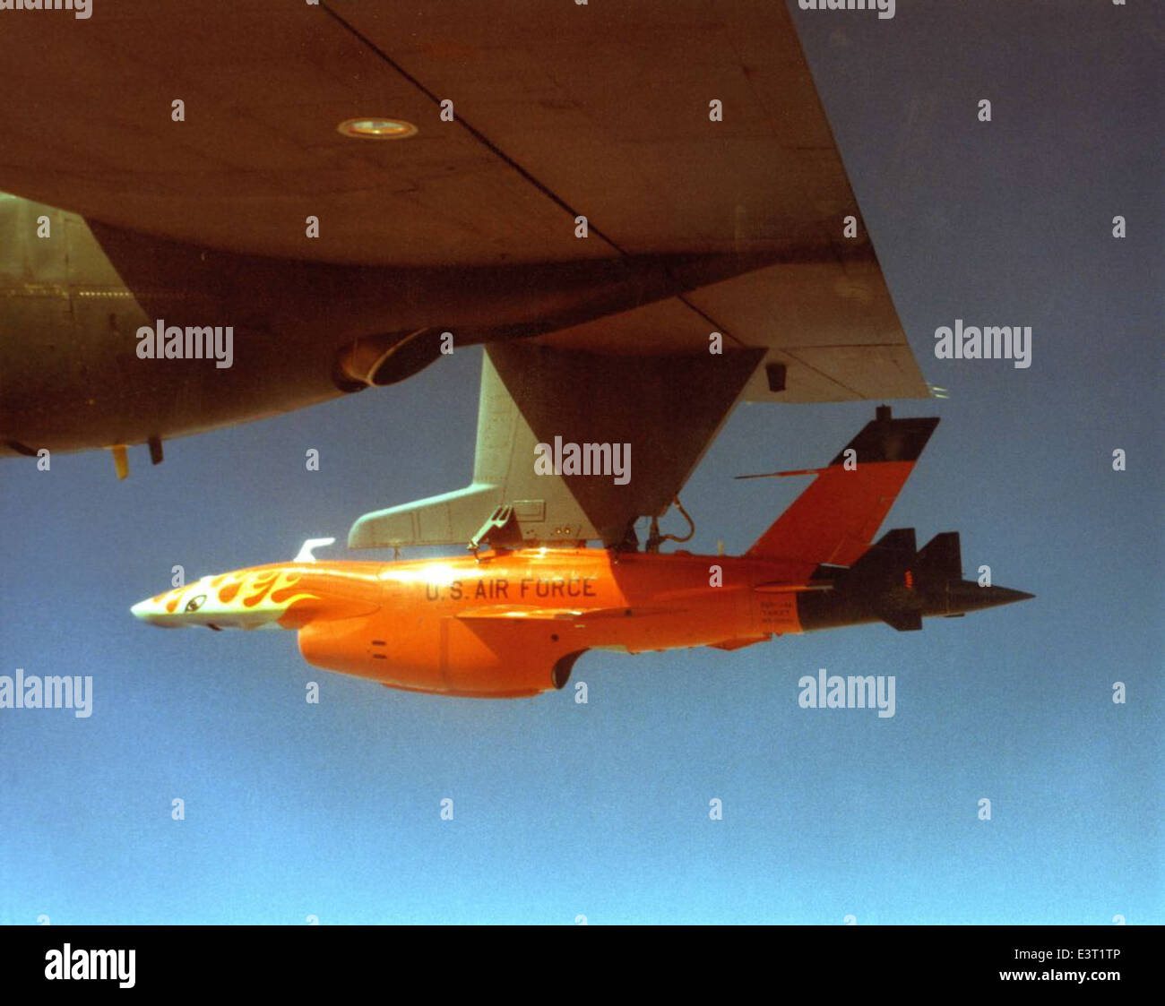 The Lockheed C-130 Hercules is a versatile military transport aircraft ...