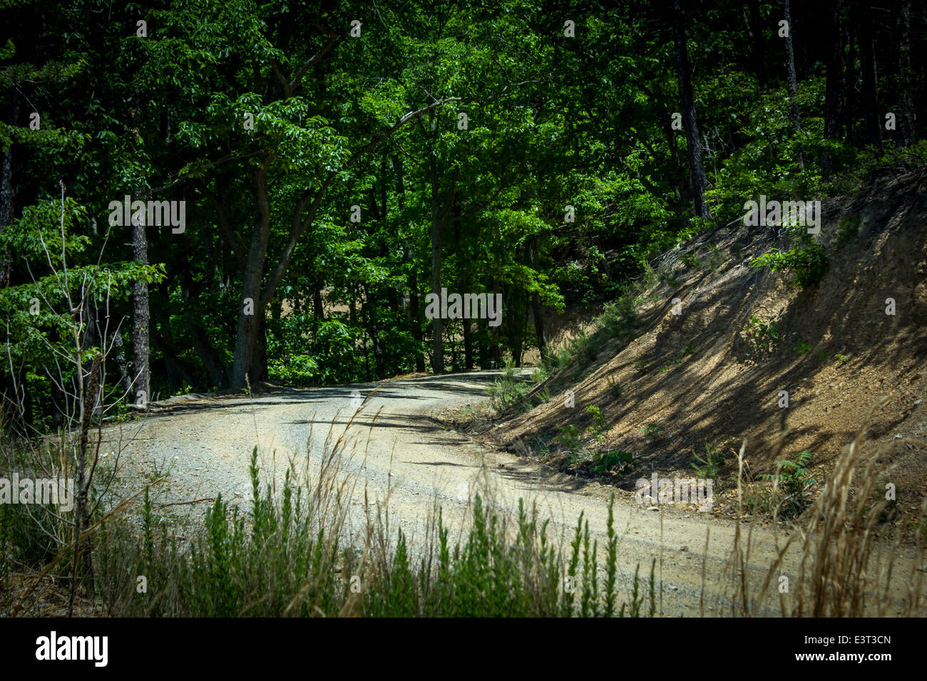 Gravel slope hi-res stock photography and images - Alamy