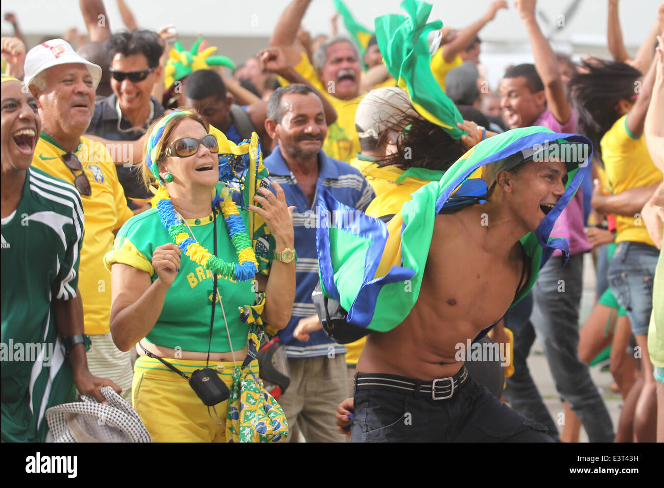 Square in recife hi-res stock photography and images - Alamy