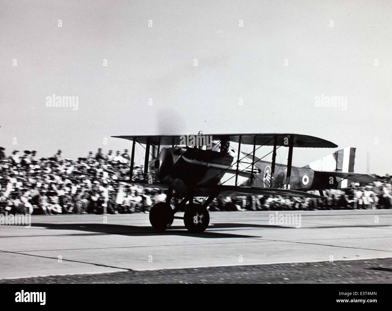 The SPAD XIII (S.12) was a French biplane fighter used during World War ...