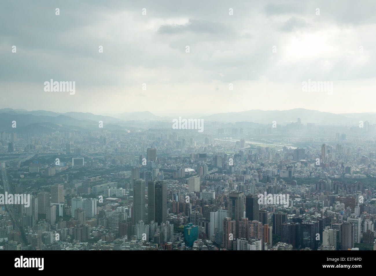 Urban sprawl aerial asia hi-res stock photography and images - Alamy