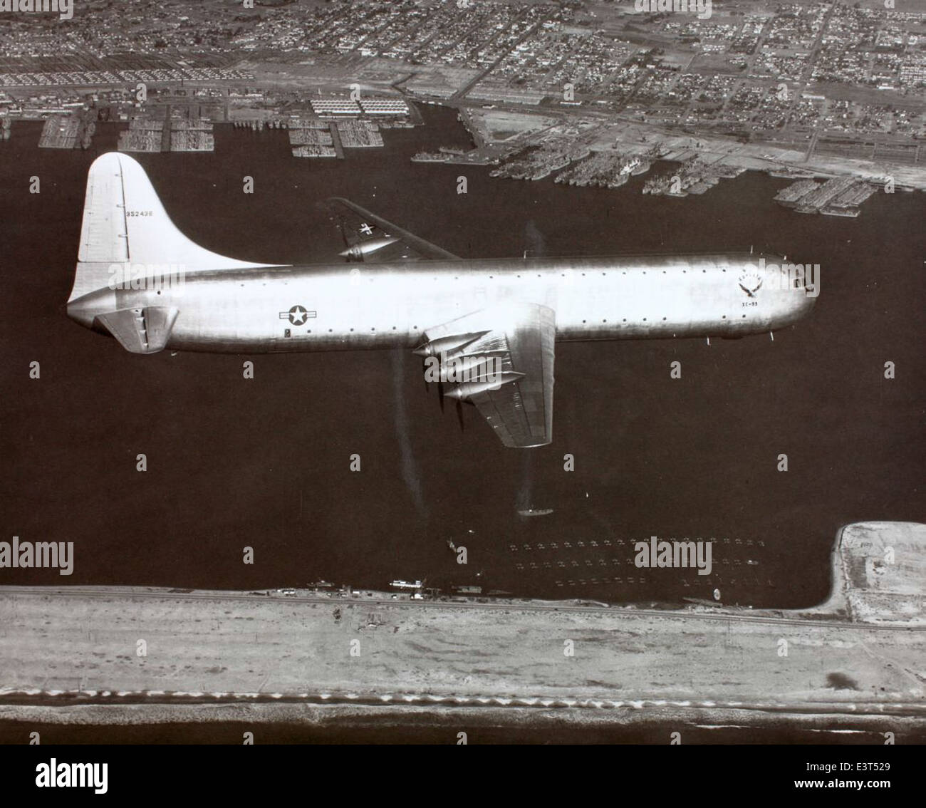 Consolidated convair xc 99 hi-res stock photography and images - Alamy