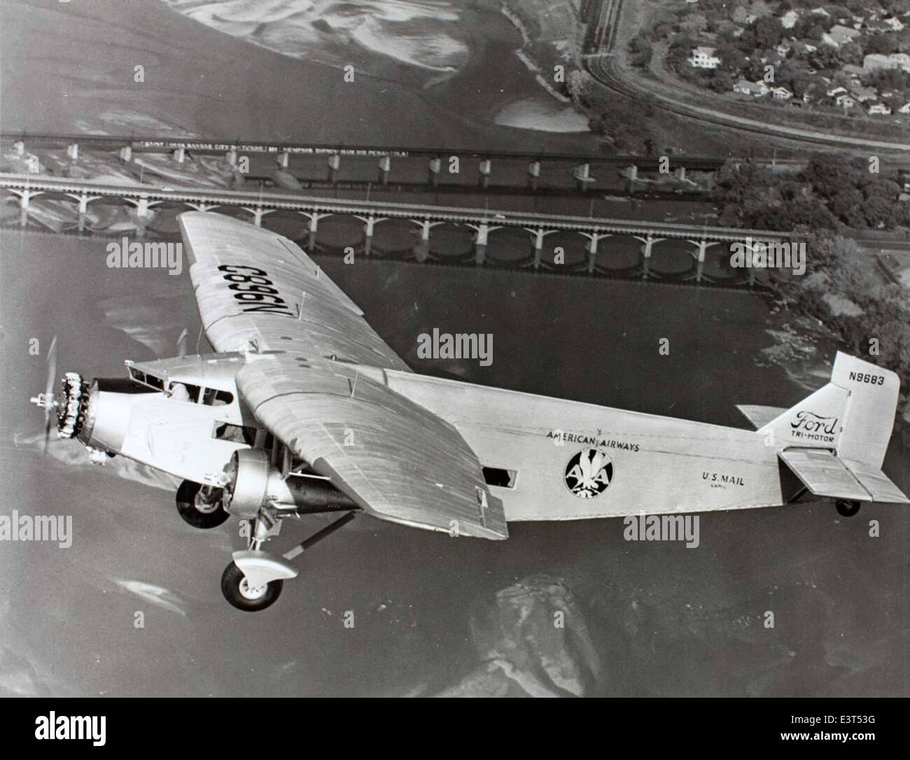 Ford trimotor fordtrimotor trimotor hi-res stock photography and images ...