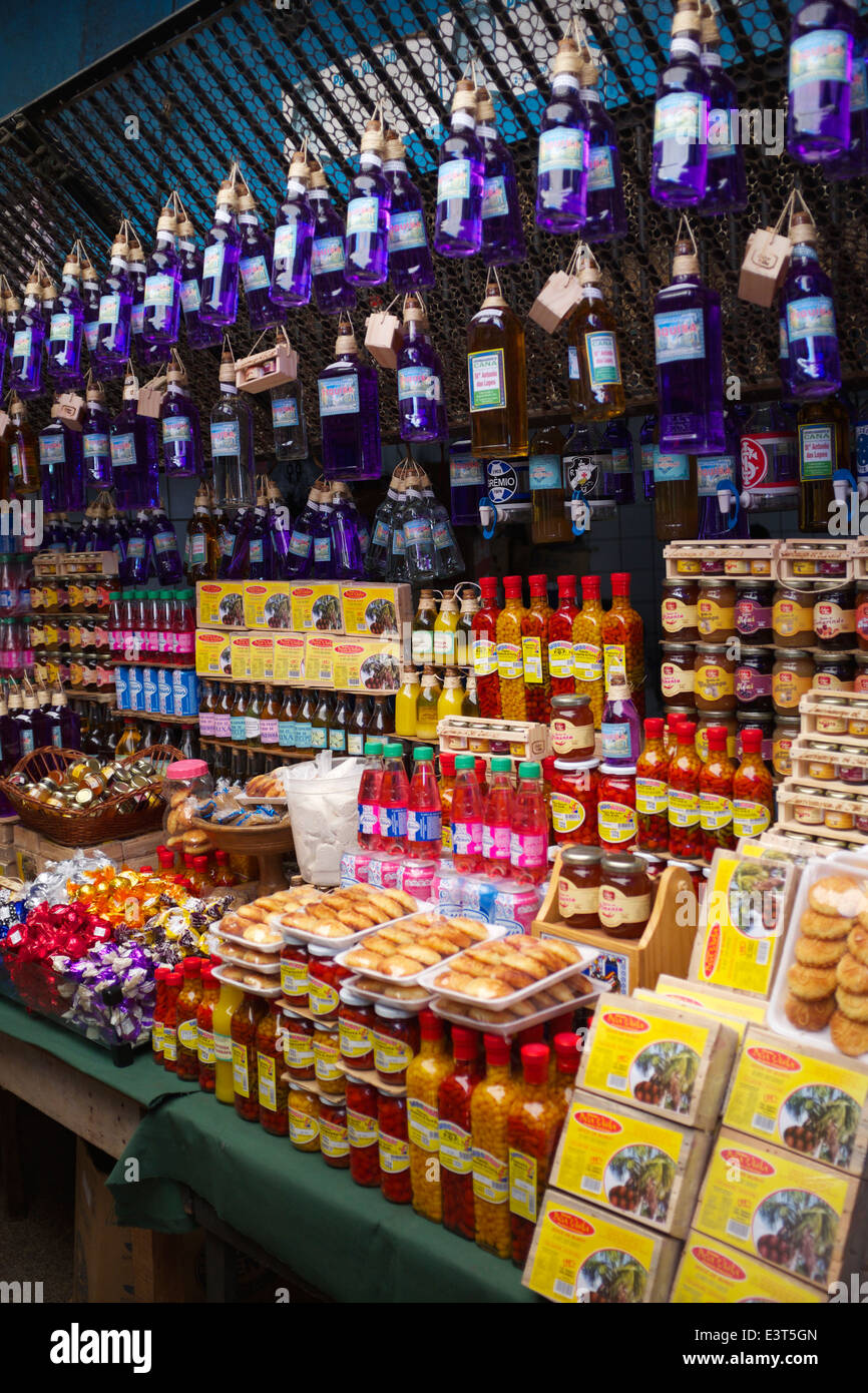 Brazil food stand hi-res stock photography and images - Alamy