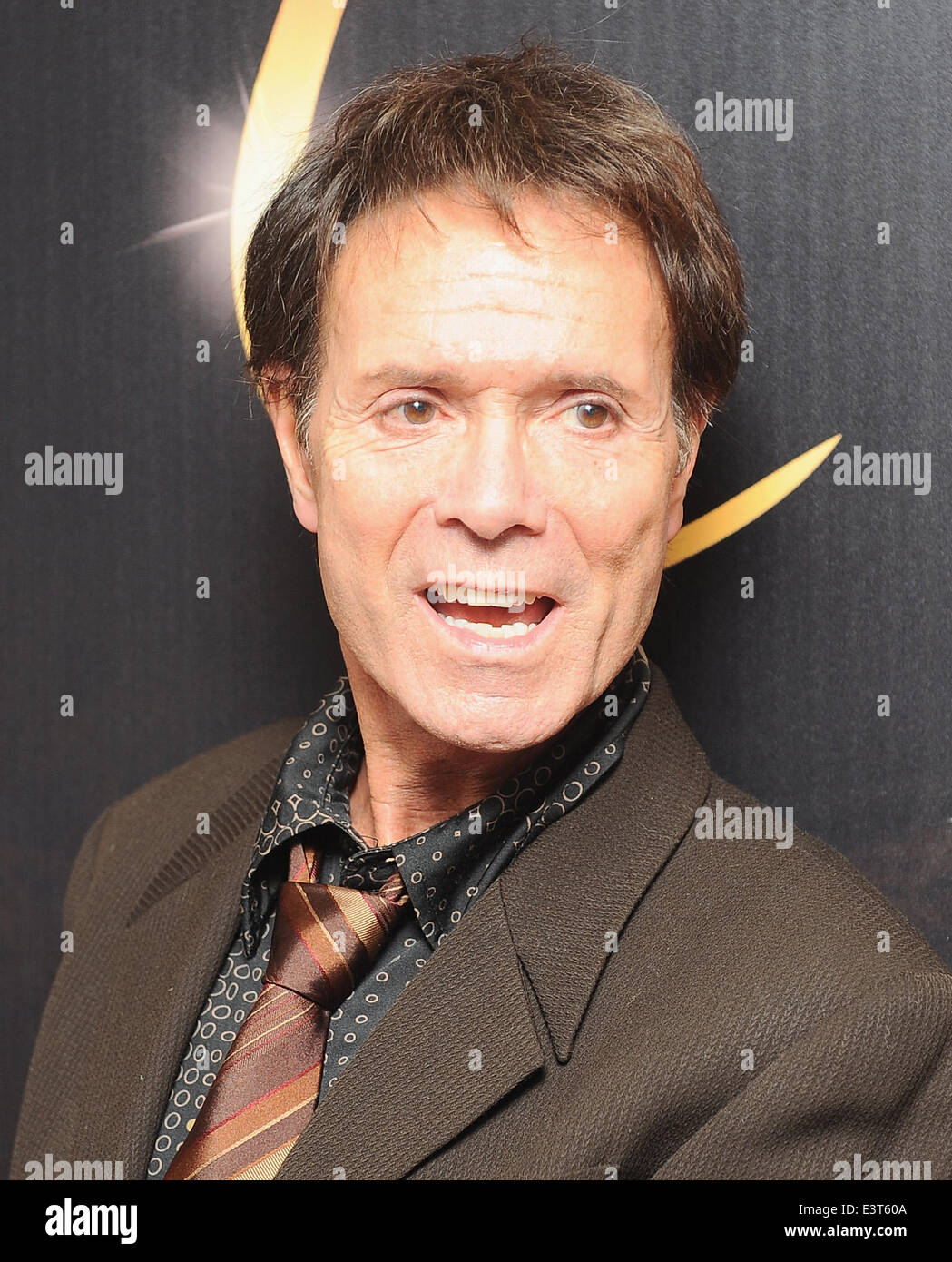 London, UK. 5th Dec, 2008. Sir Cliff Richard signs copies of his Time ...