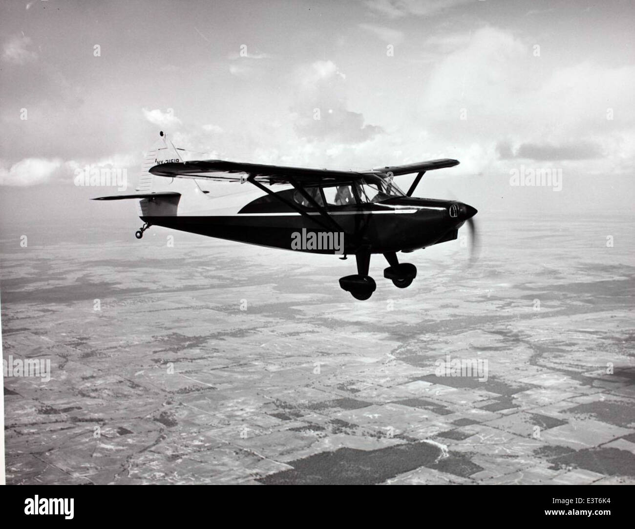 125 model hi-res stock photography and images - Alamy