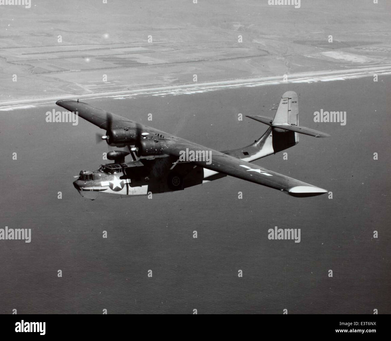 Consolidated pby 6a catalina High Resolution Stock Photography and ...