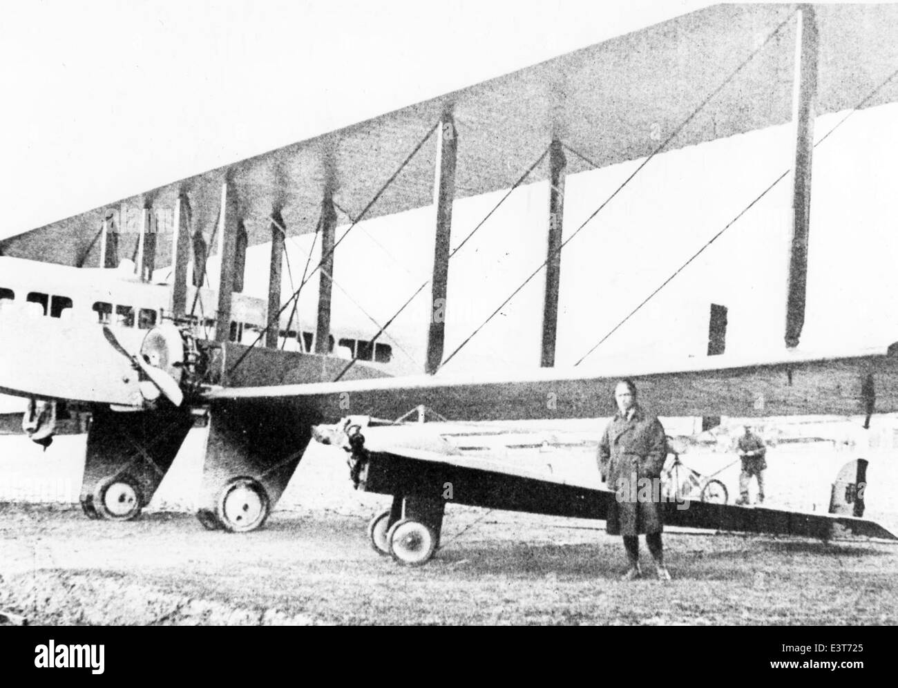 A Farman Moustique is positioned in front of a Farman F.60 Goliath, an ...