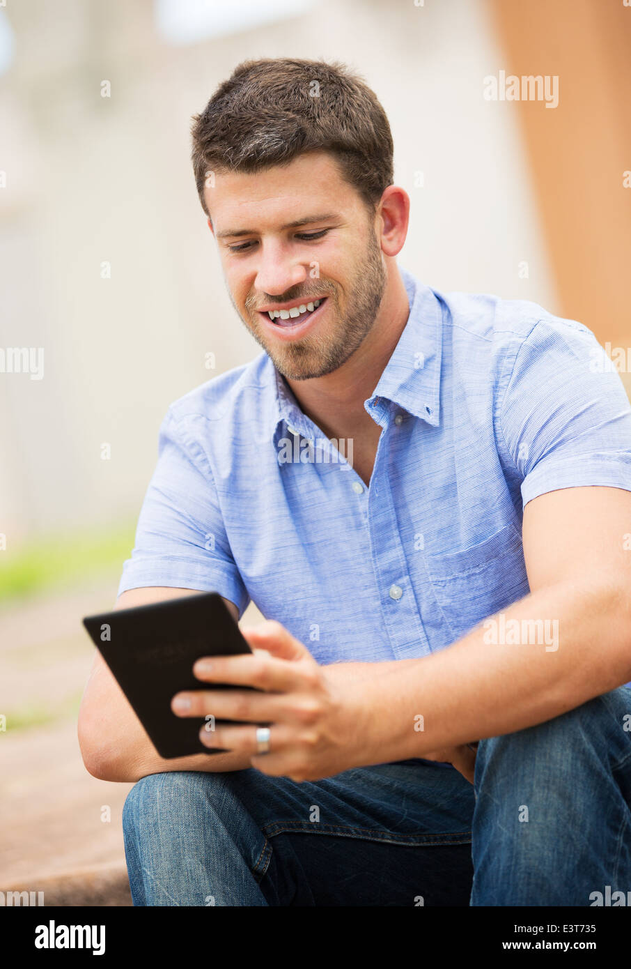 Kindle e ink hi-res stock photography and images - Alamy