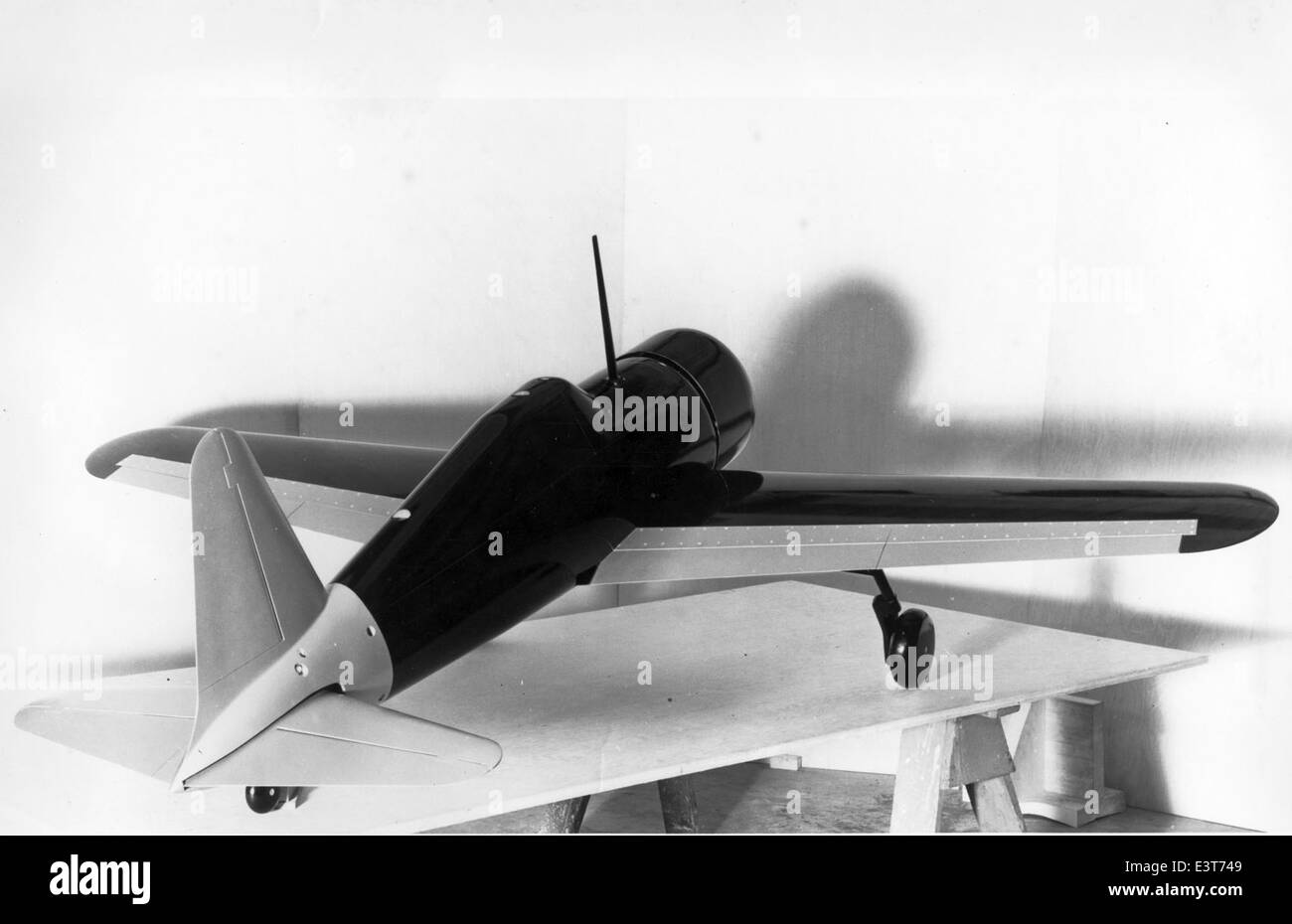 Wind tunnel model hi-res stock photography and images - Alamy