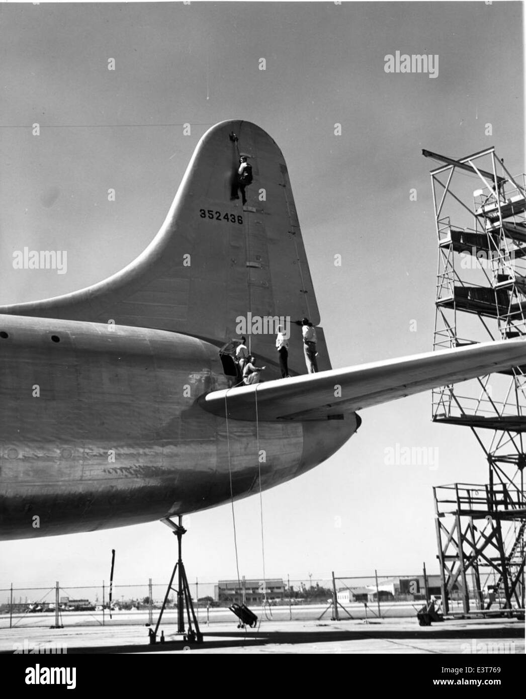 Convair XC-99, 43-52436, San Diego, 1947-48 Stock Photo - Alamy