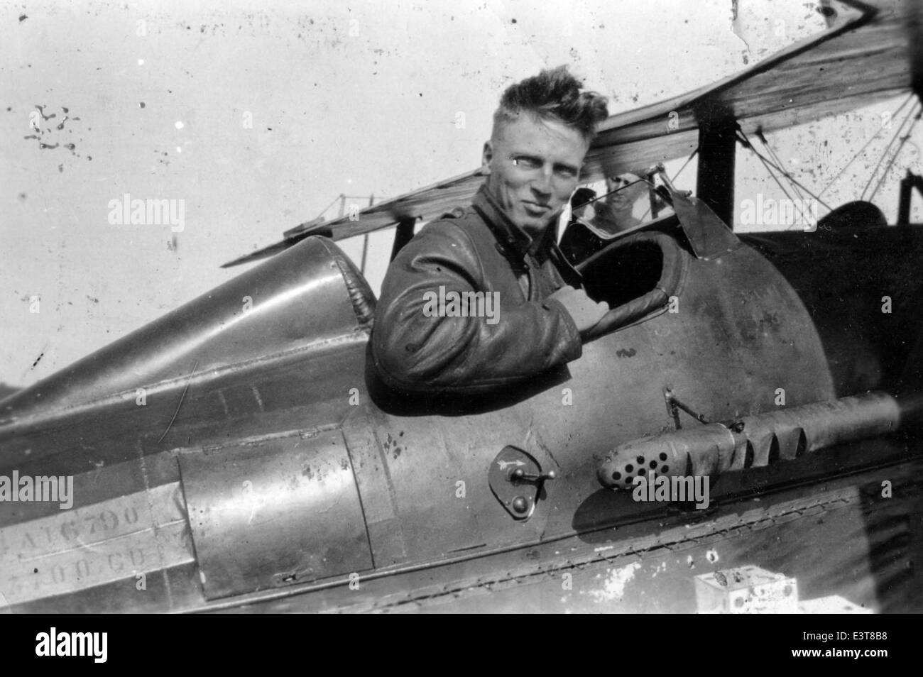 A collection of photos from Kelly Field, which was a key aviation ...