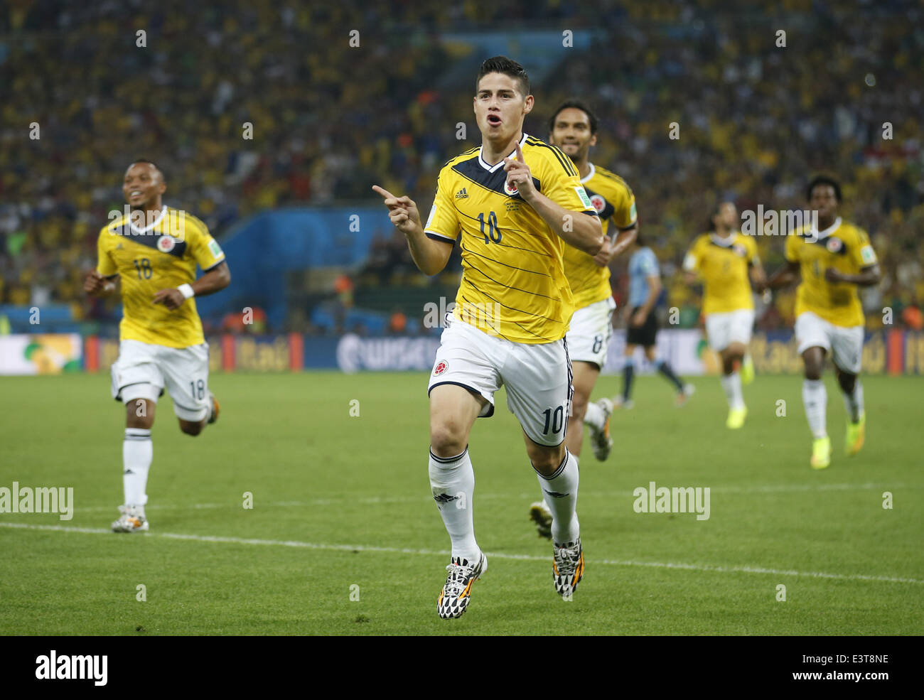 James rodriguez colombia brazil goal hi-res stock photography and ...