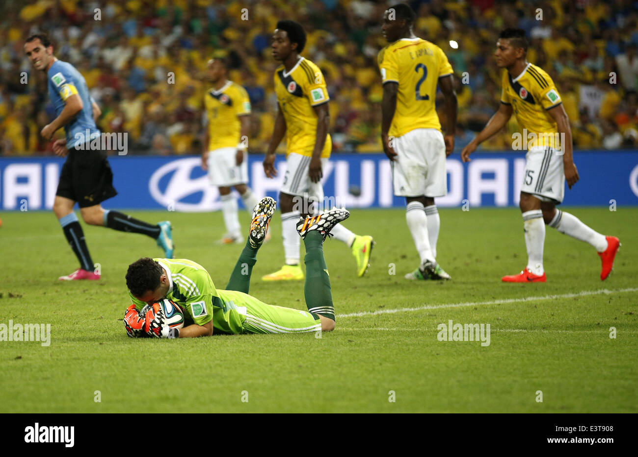 Rio De Janeiro, Brazil. 28th June, 2014. Colombia's goalkeeper David ...