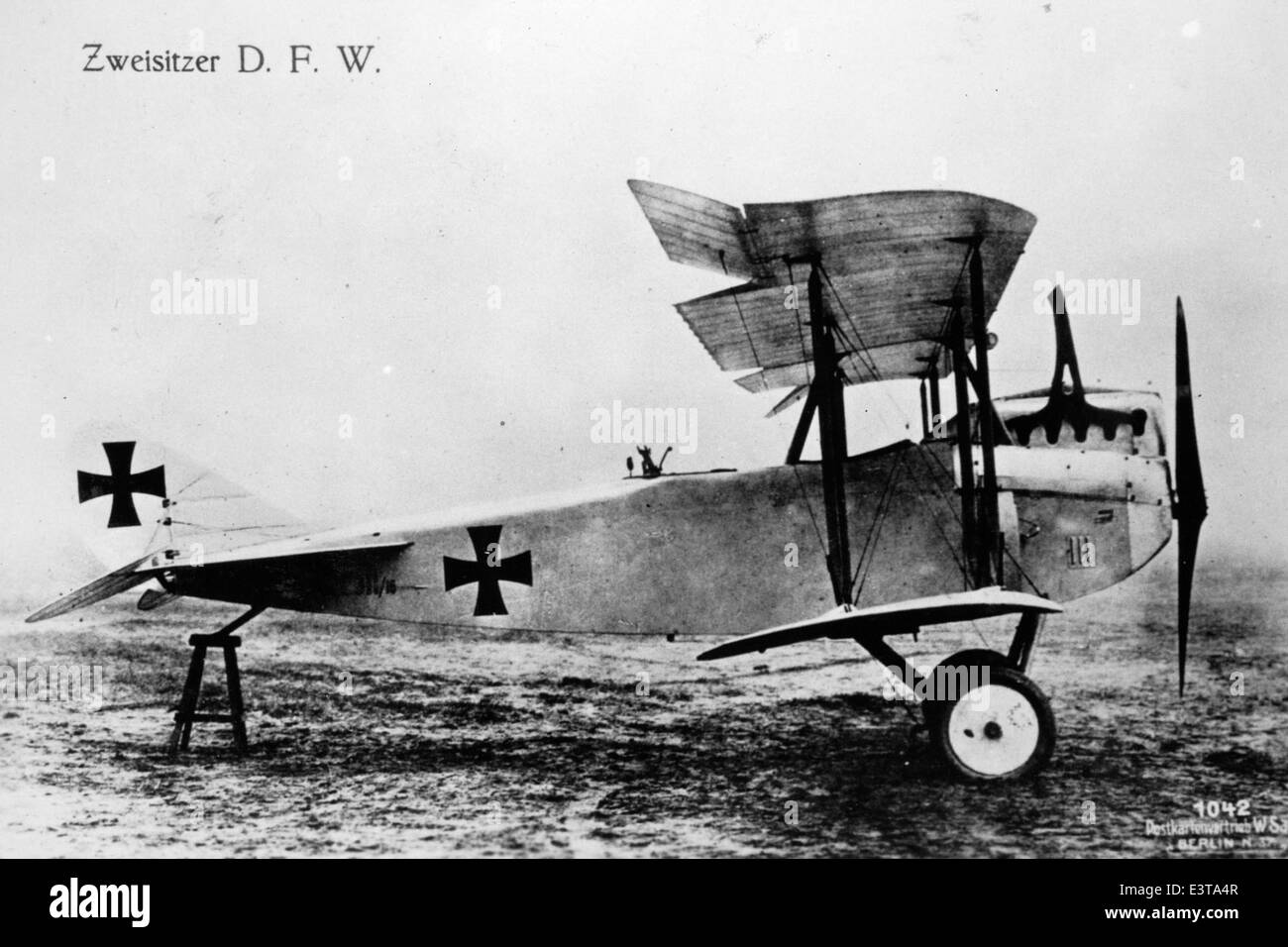 Dfw aircraft hi-res stock photography and images - Alamy