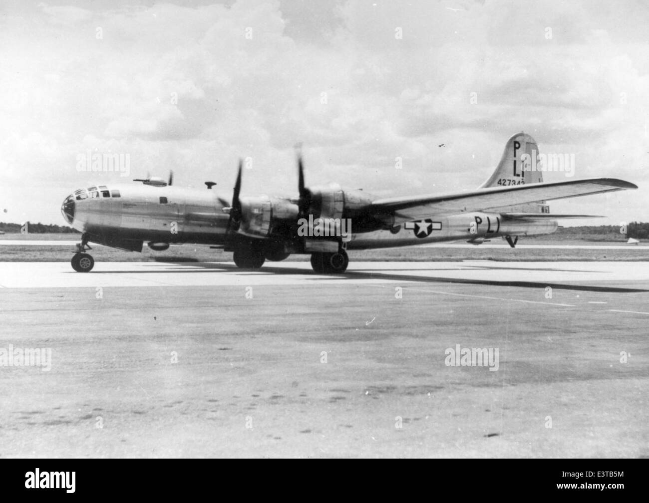 Boeing b 29 Black and White Stock Photos & Images - Alamy