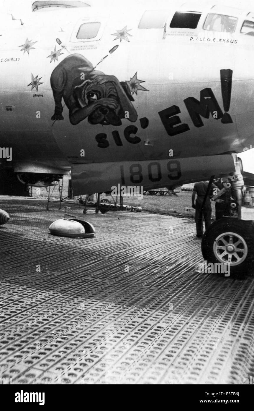 Sic em hi-res stock photography and images - Alamy