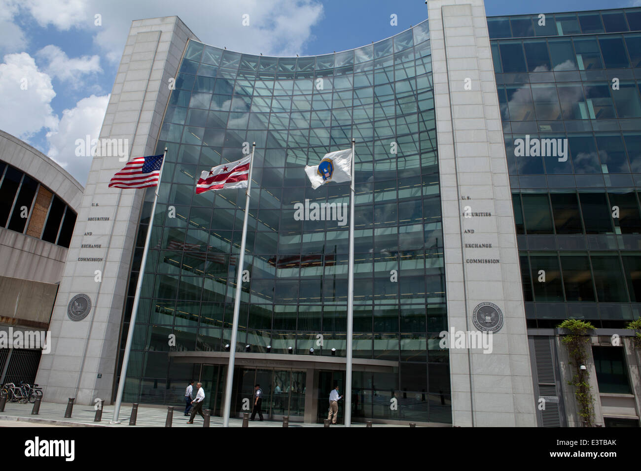 Sec securities and exchange commission hi-res stock photography and ...